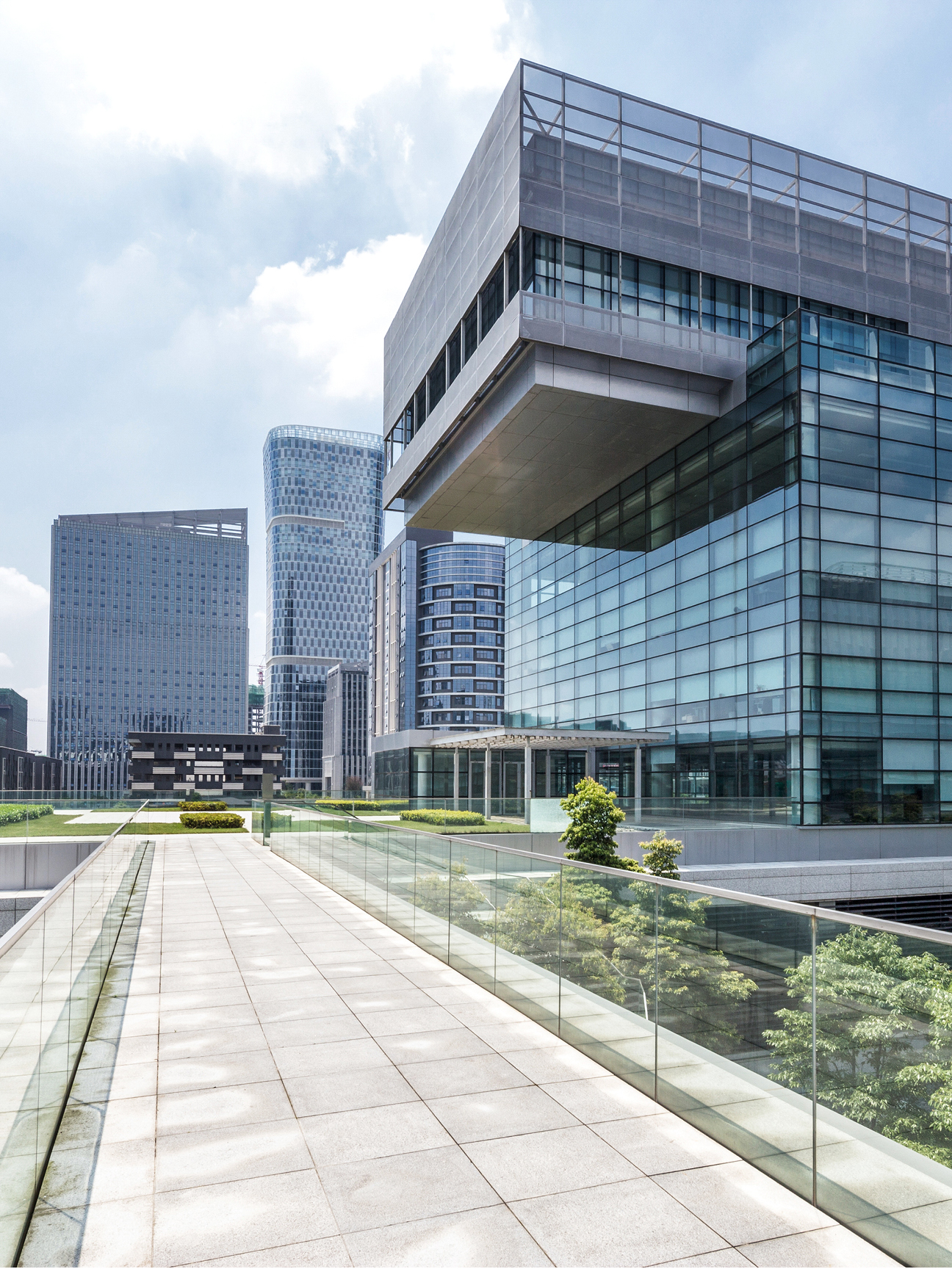 Valuation & Advisory Services | CBRE
